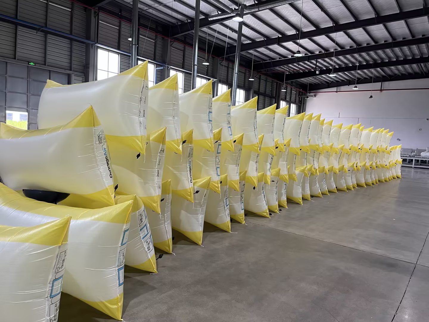 China PP Woven Kraft Paper Inflatable Dunnage Bags, Custom Sizes for ...